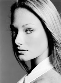 Lea Portrait Photography in Horsham, West Sussex RH13 0PW